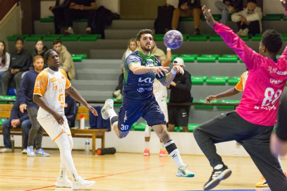 Foot, hand, basket,.. Retrouvez tous les rendez-vous sportifs du 29 novembre au 1er décembre en ...