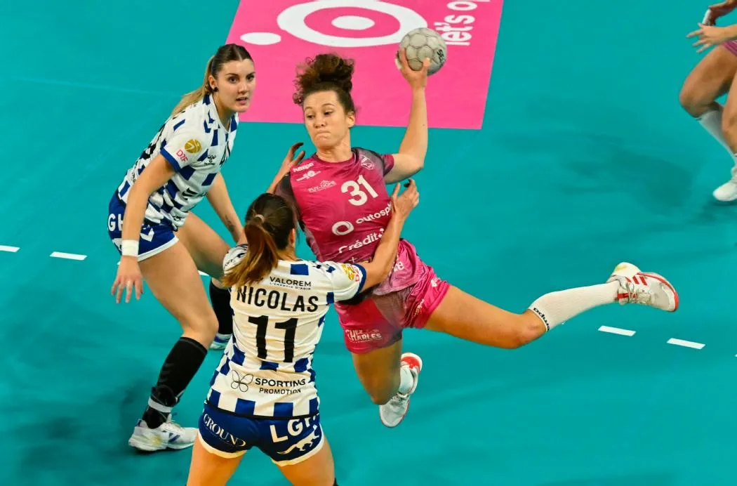 Handball (D2 féminine) : le HBCAM 63 sécurise son effectif avec trois ...