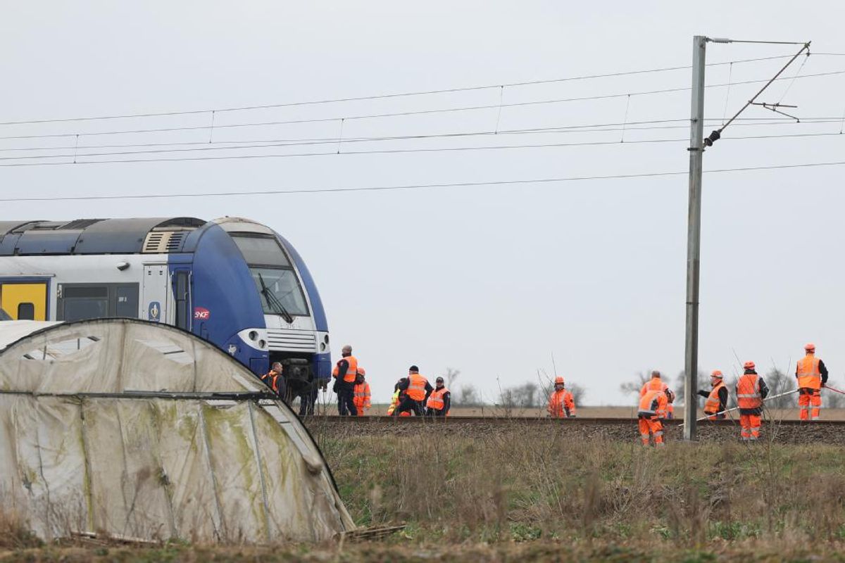 Deux militaires meurent dans une collision avec un train dans le Pas-de-Calais - La Montagne
