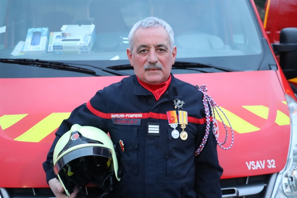 Après quarante ans de service, le capitaine du centre de secours de ...