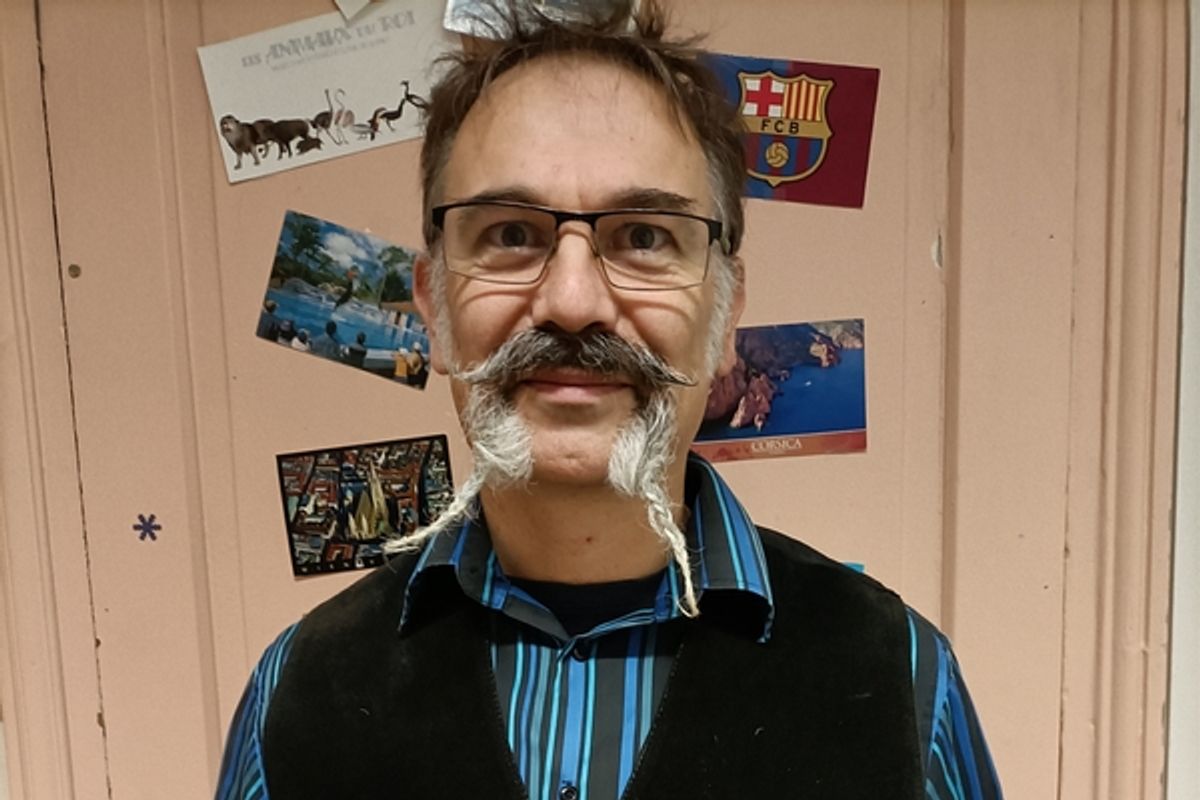 Un premier roman pour Daniel Miles - La Montagne