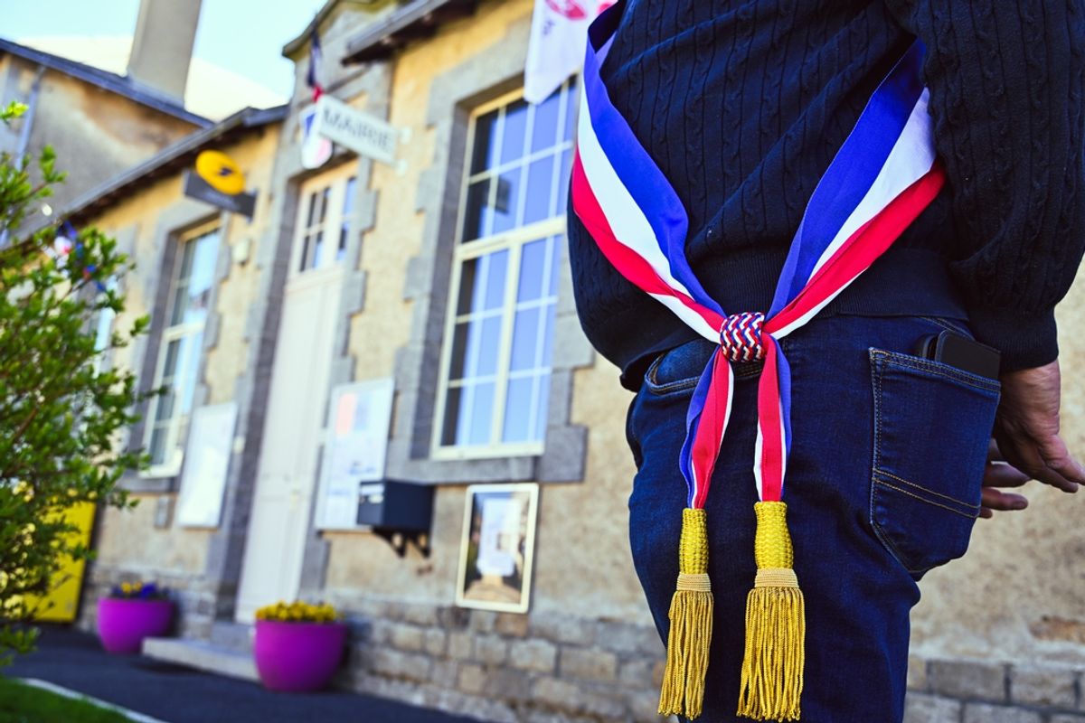 "Nous refusons de rester silencieux" : en Haute-Loire, des élus se mobilisent contre la ...