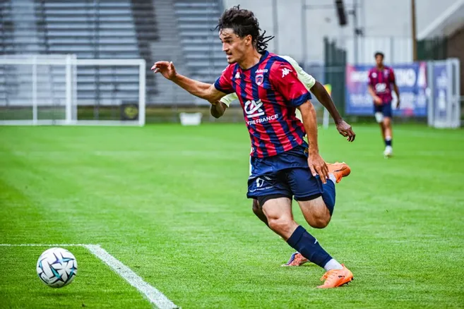 Football (U19) : suivez la finale Paris SG - Clermont Foot en direct ...
