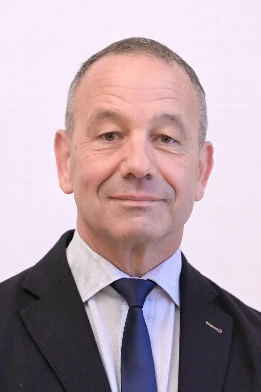 Qui sont les douze adjoints du nouveau maire de Clermont-Ferrand ...