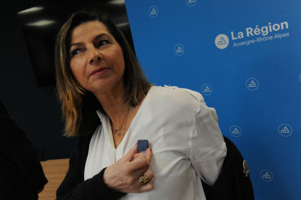 L'élue roannaise Sophie Rotkopf remet en place Christophe Pion - Le ...