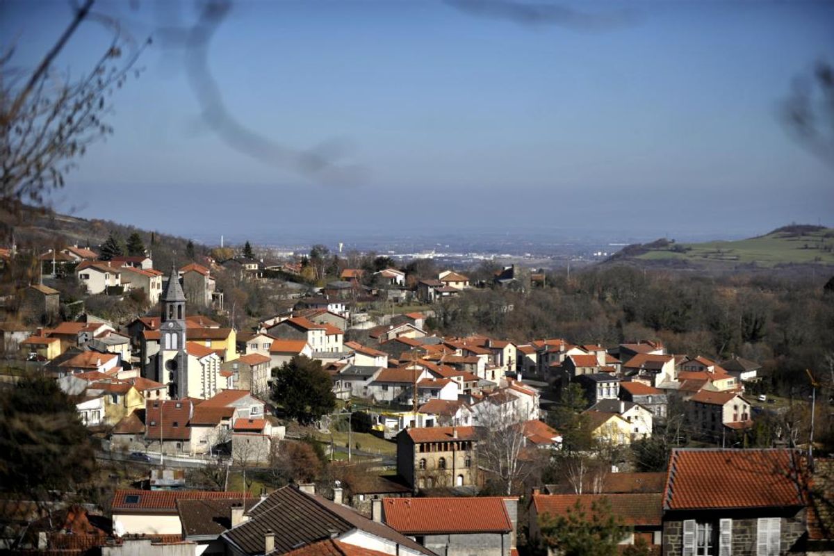 Le village de Sayat regrette déjà Brock James - La Montagne