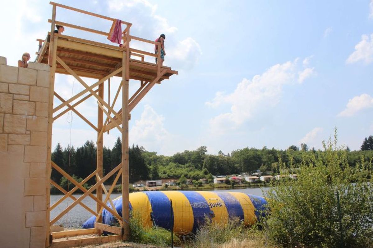 MARVAL. Nouvelle attraction - Le Populaire du Centre