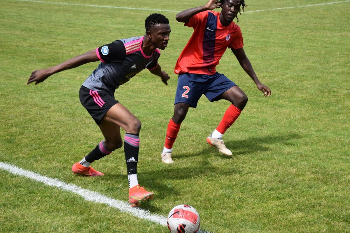 Football : Oumar Gassama a choisi l'US Orléans - La République du Centre