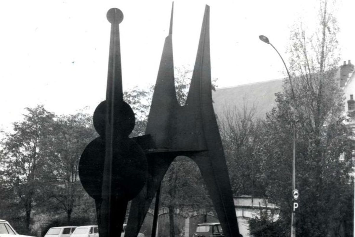 Il y a cinquante ans, l’artiste Calder oeuvrait pour Bourges - Le Berry ...