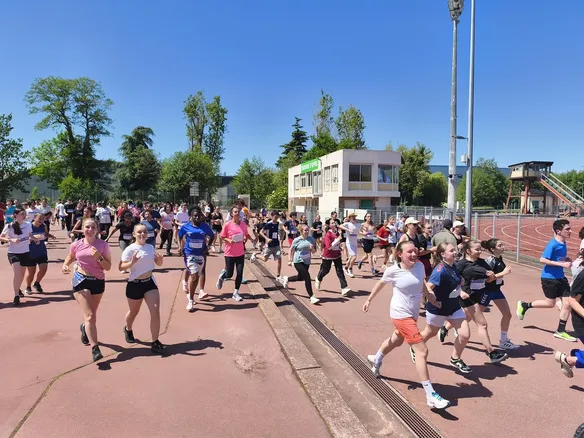 Dreux : Des élèves de Rotrou mobilisés pour une course solidaire ...