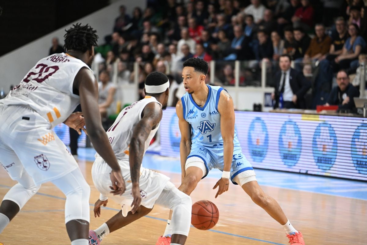Basket-Ball (Elite 2) : Jordan Shepherd prolonge l'aventure à la JA ...