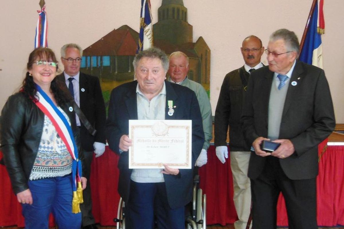 SAULCET. Une médaille pour Robert Moret - La Montagne