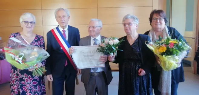 Cinquante ans après, Hélène et André Pommier se sont redit oui - La ...