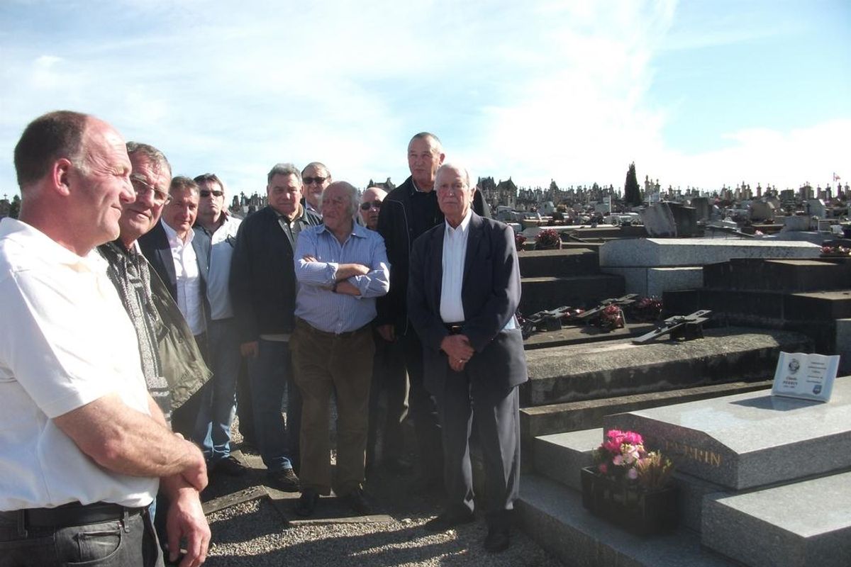 Hommage des anciens joueurs de l’USAL à Coco Perrin - Le Populaire du ...