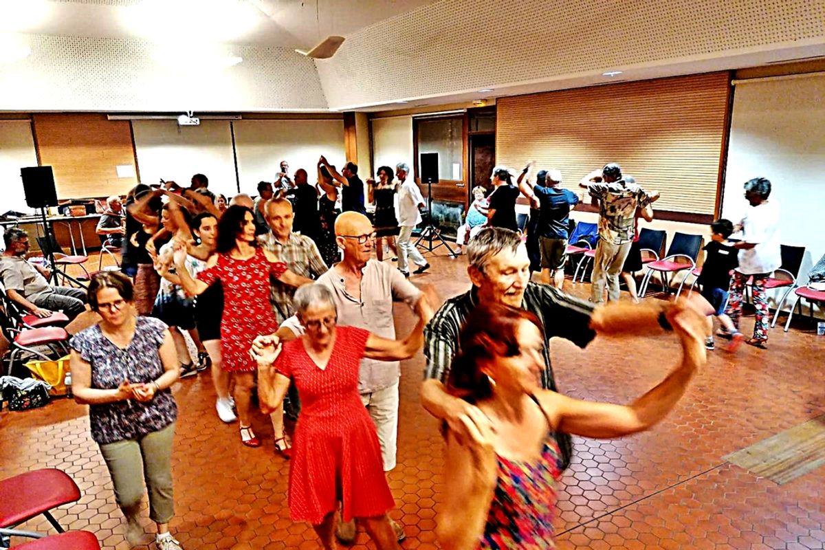 Bal trad, le premier bal de la saison - La Montagne