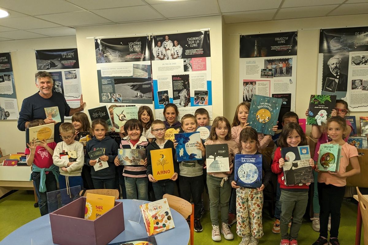 Objectif Lune pour la nouvelle exposition - La Montagne