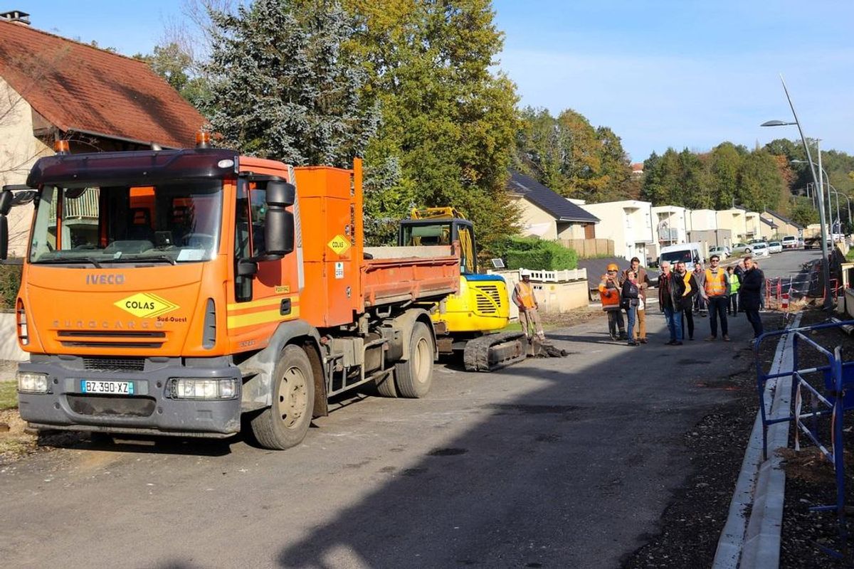 Après des travaux le chemin de Novert devient une rue - La Montagne