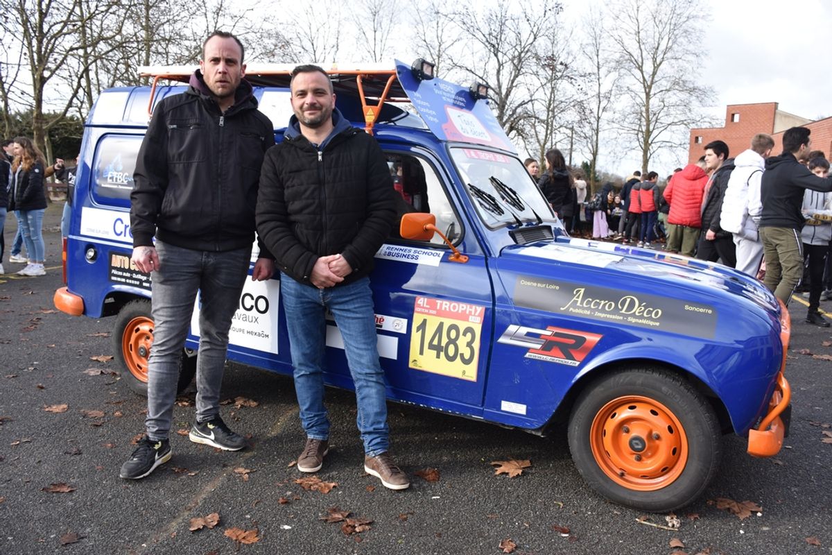 Les Cosnois Alexandre Daroux et Thomas Cesarion sur la route du 4L ...