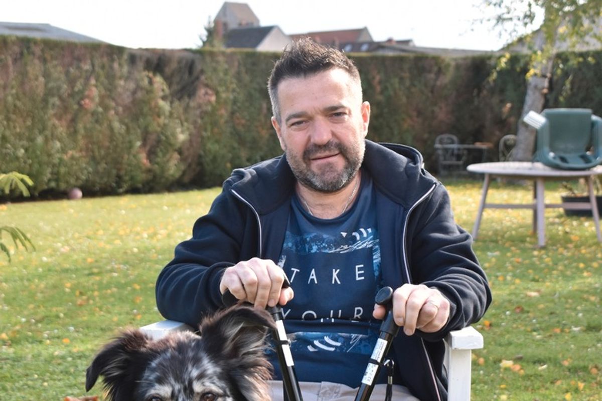 Patrick Girard, atteint d'une maladie neurodégénérative rare, va participer à un essai clinique ...