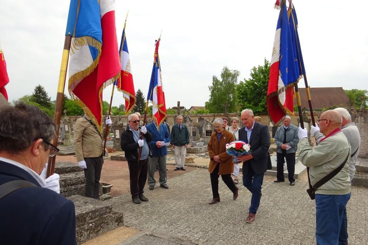 Un hommage au caporal Gilbert Bailly - La Montagne