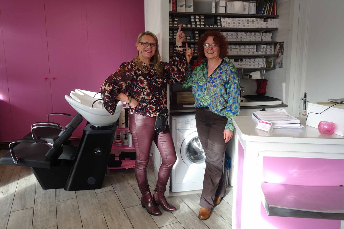 A Bourges, Héléna Coiffure change de main et devient SJ Coiffure ...