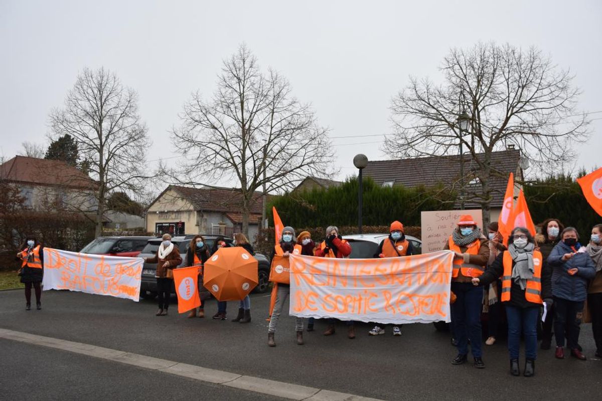 Mise à pied de Sophie Lombard : la mobilisation continue en soutien à ...
