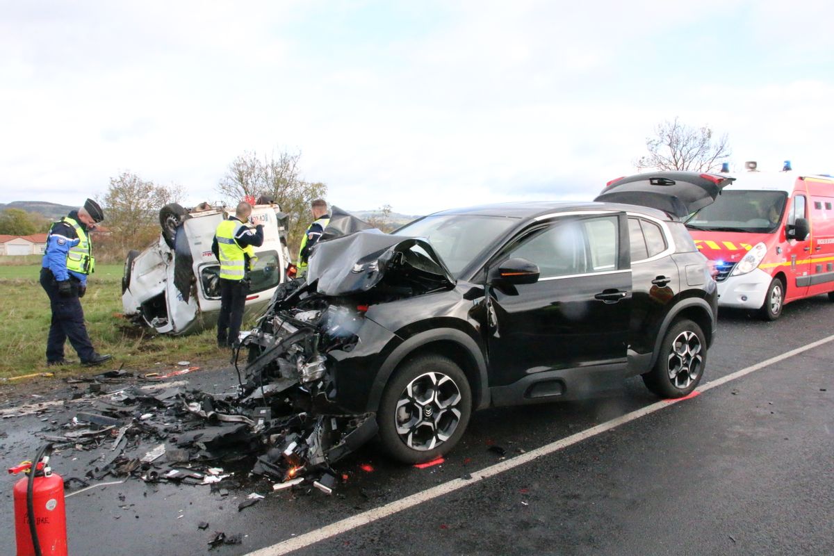 Deux blessés dont un grave après un violent choc frontal à Chaspuzac - L’Éveil de la Haute-Loire