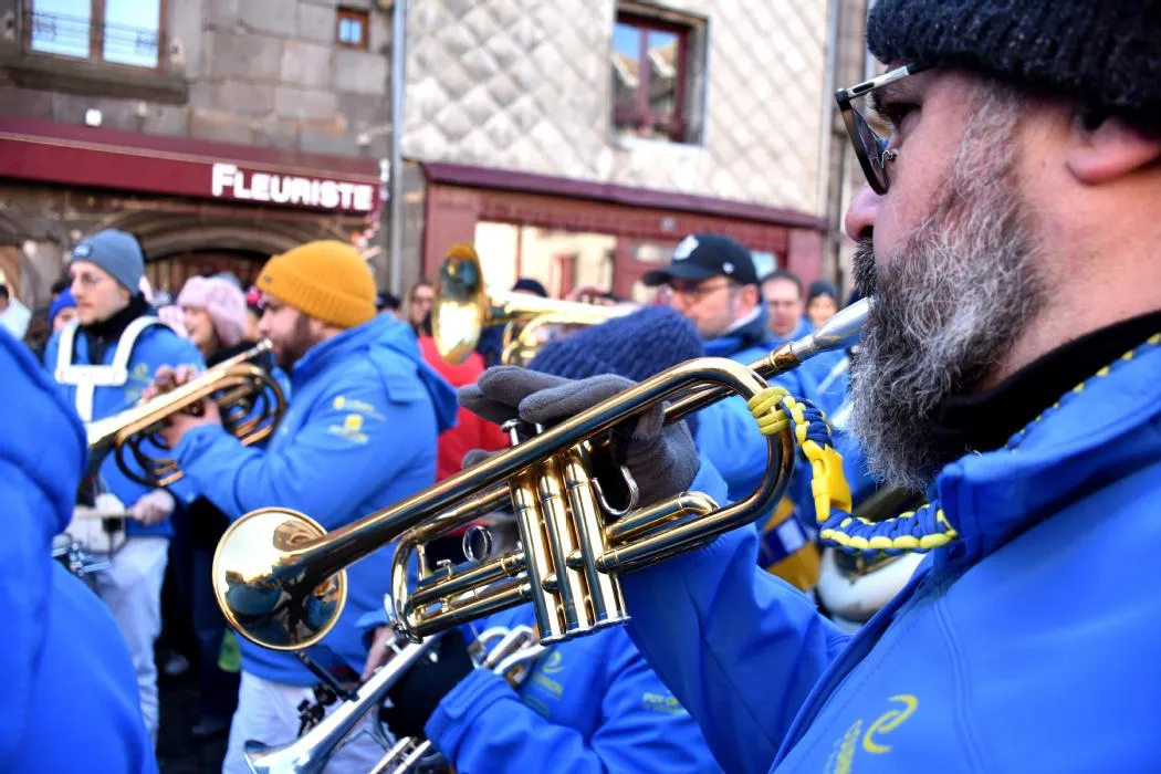 Pourquoi chaque année, la Saint-Cochon de Besse attire des milliers de ...