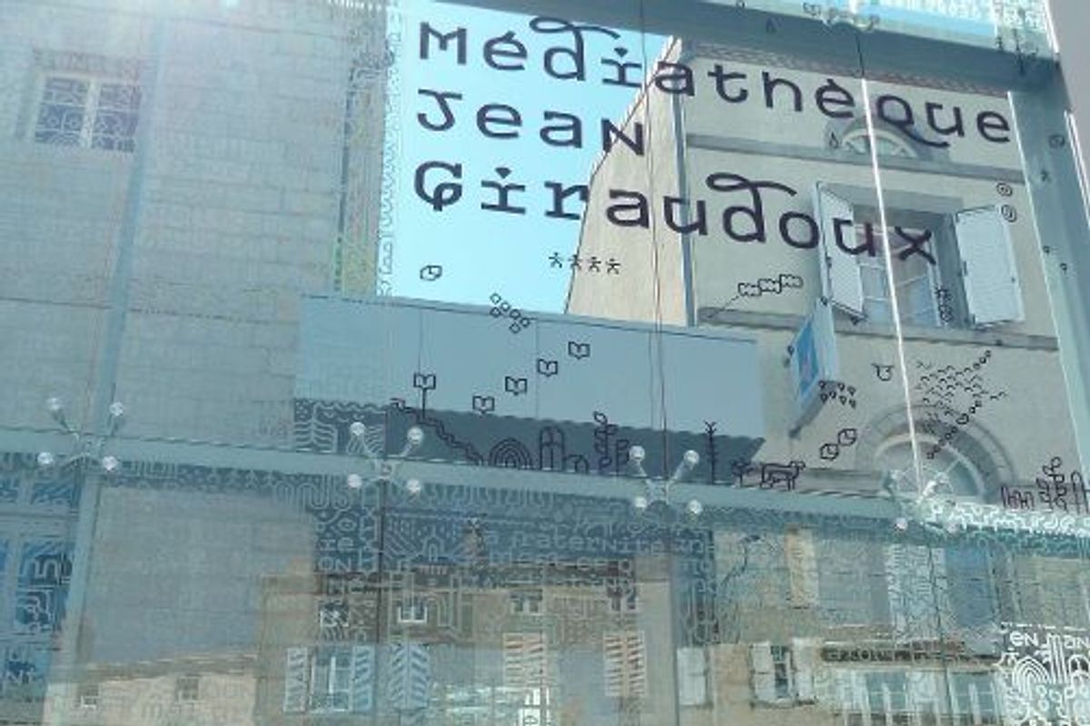 Charles Marriott a photographié la lente métamorphose du bâtiment qui ...