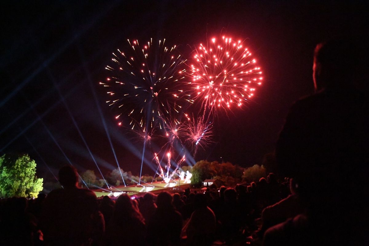 Les super-héros, le thème du 57e spectacle pyromélodique de Rogny-les ...