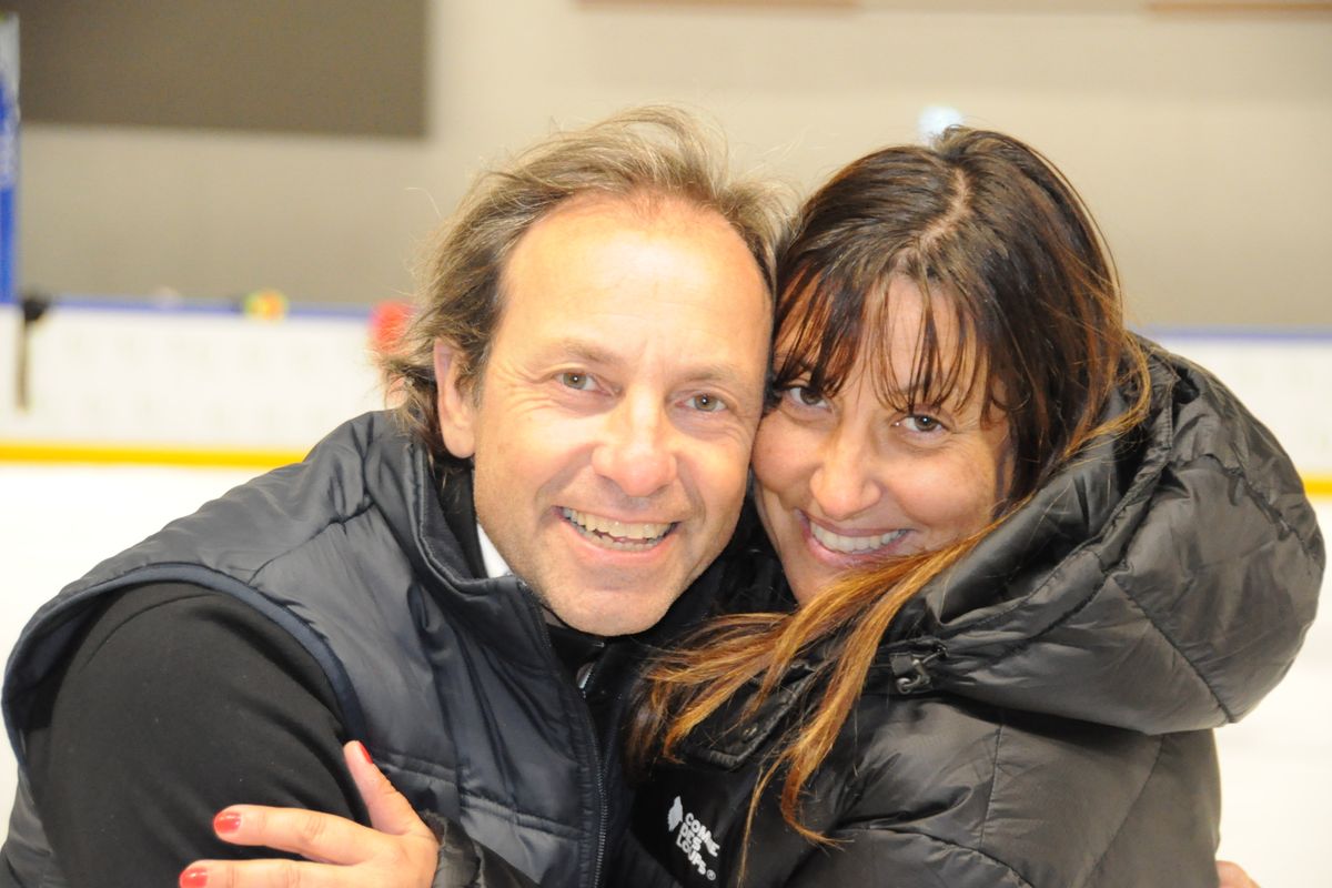 Philippe Candeloro assure le spectacle d'inauguration de la patinoire ...