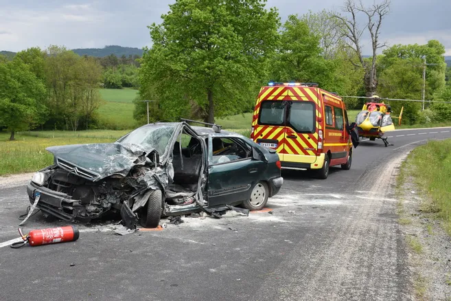 Un homme en urgence absolue après une violente collision frontale en Haute-Loire - L’Éveil de la ...
