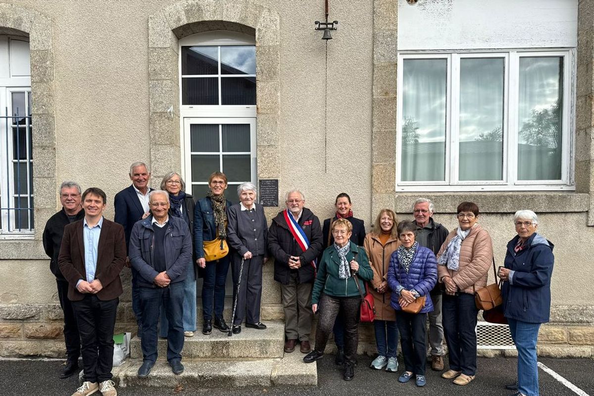 AJAIN. Une plaque pour les 100 ans de l’ancienne directrice - La Montagne