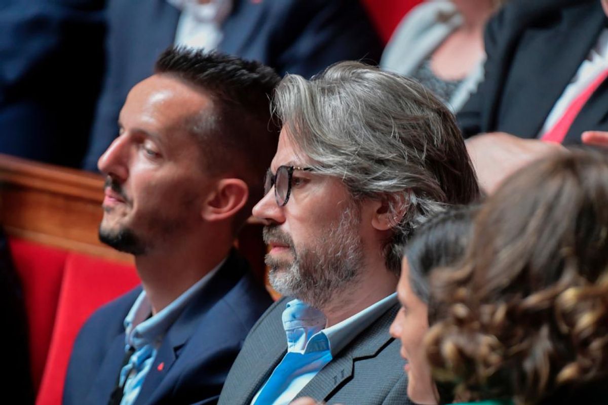 REV, le parti d'écologie antispéciste fondé par Aymeric Caron, tiendra ...