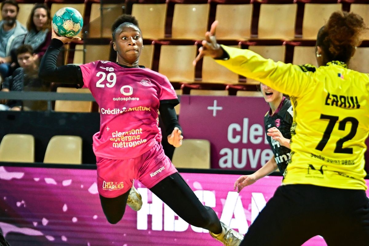 D2 féminine : le HBCAM 63 au Pouzin pour soigner le fond et la forme ...