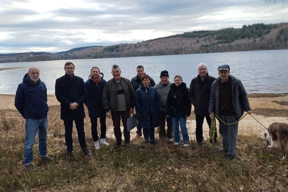 SAINT MARC A LOUBAUD. Tour du lac de Lavaud-Gelade : le projet avance pas à pas en Creuse - La ...