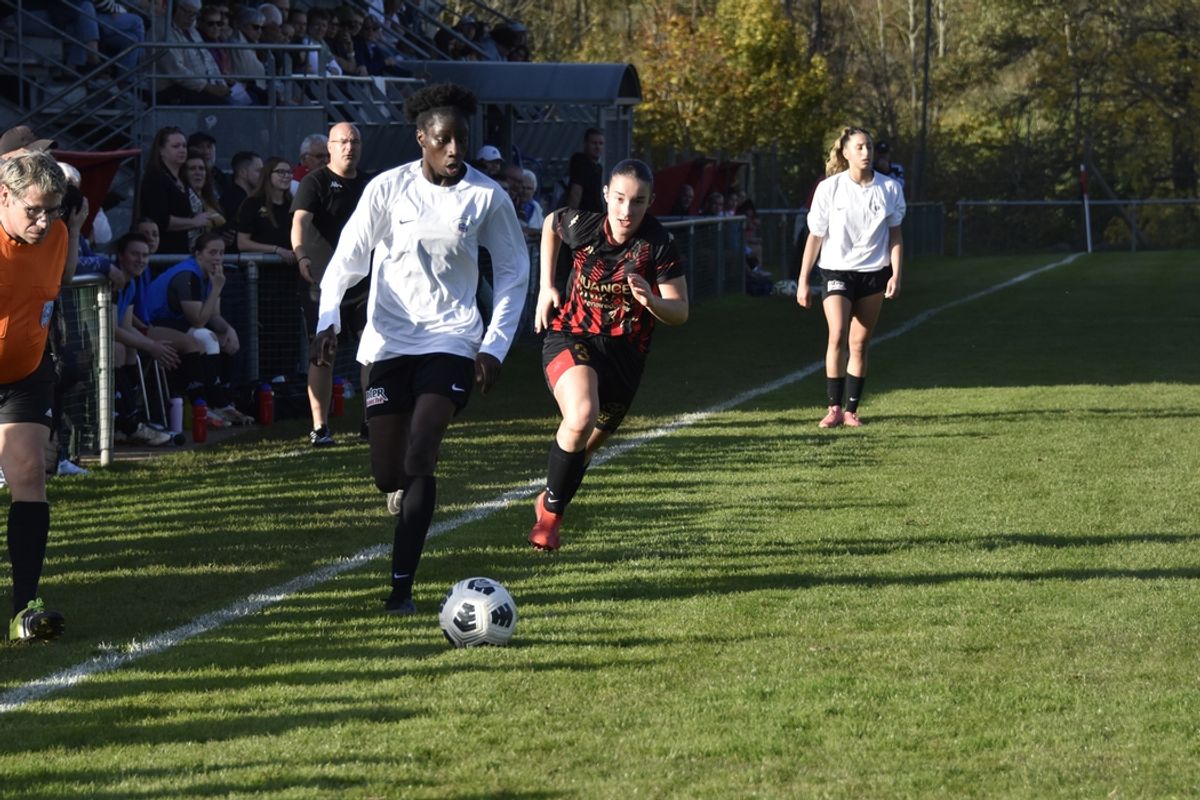 Coupe de France féminine : Le Puy Foot en favori à Massot lors du 1er ...