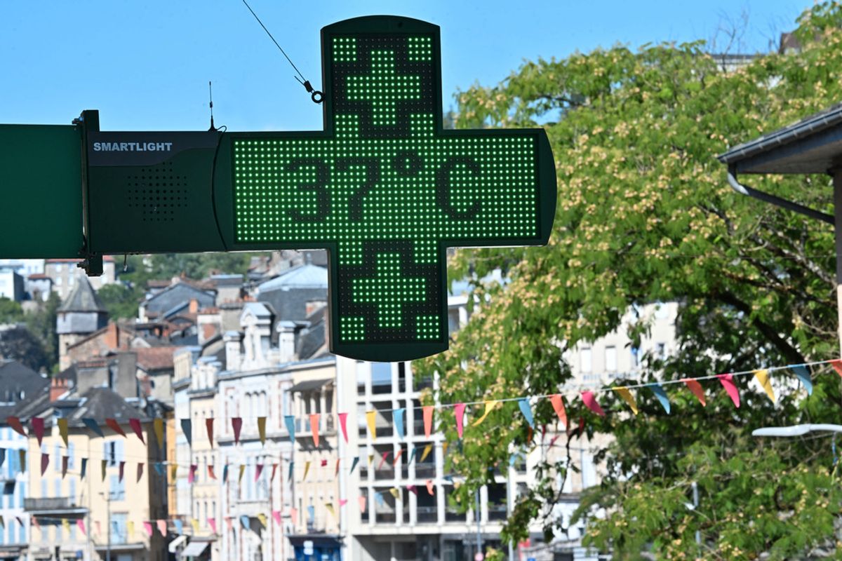 L'alerte canicule passe déjà du jaune à l'orange : le Roannais face à ...
