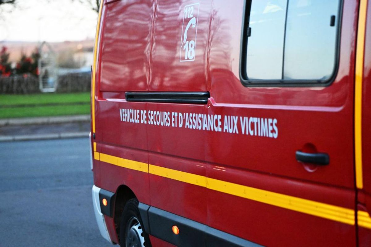 Un automobiliste de 81 ans fauche un groupe de piétons : le bilan s'alourdit à deux morts - L ...