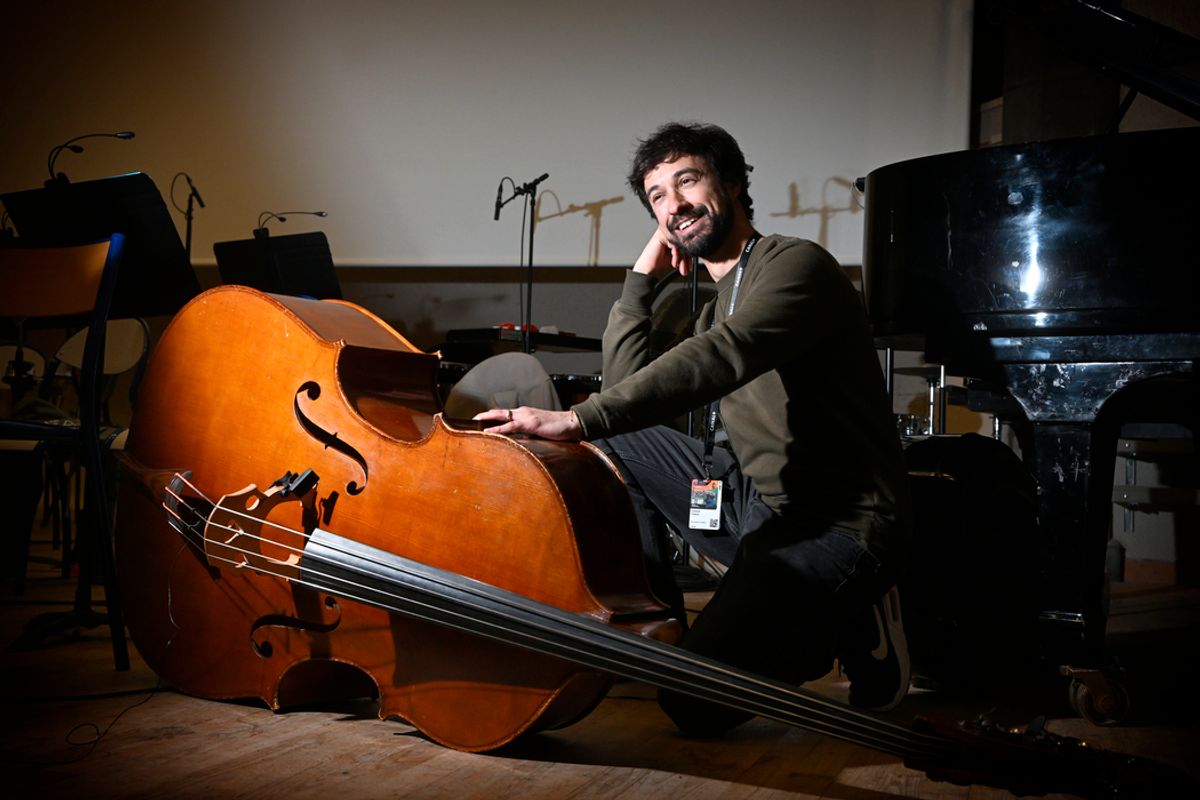 Né à Clermont-Ferrand, Thibault Cohade peut entendre sa musique de film au Festival du court ...