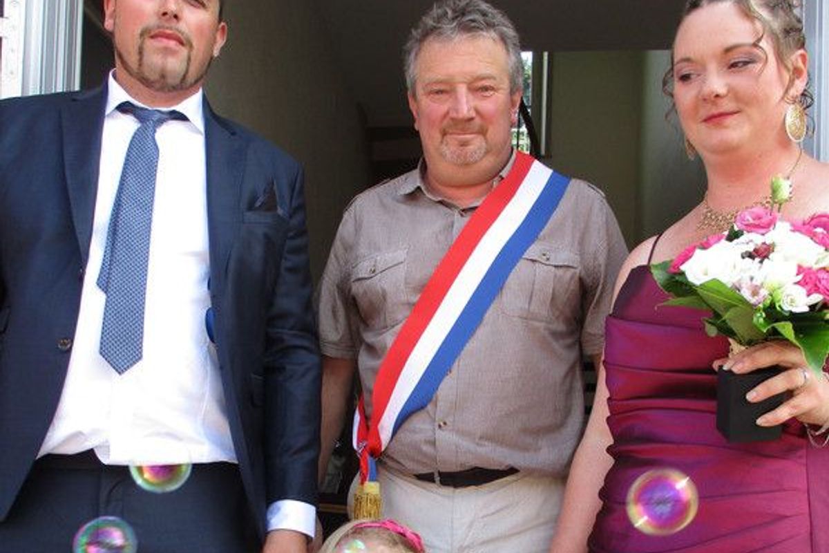 SAINTE AGATHE EN DONZY. Frédéric et Lucie - Le Pays Roannais