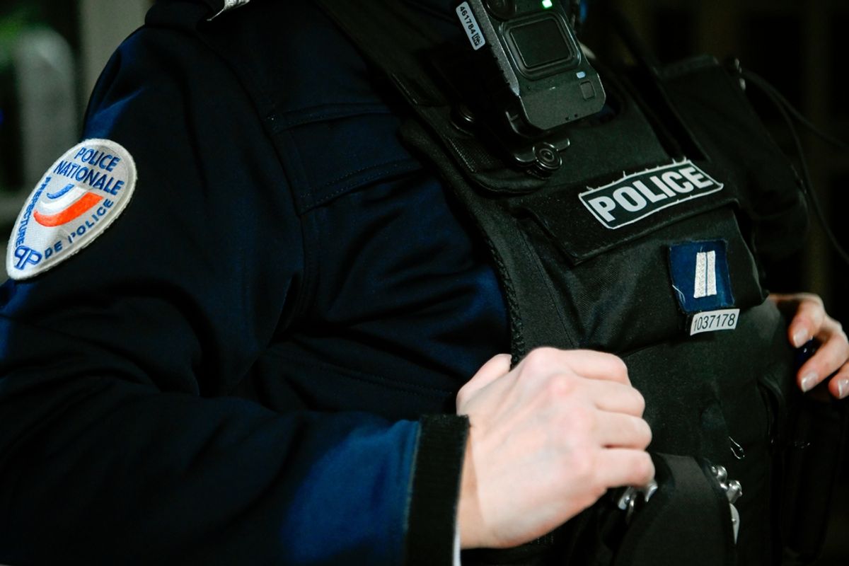 Des élèves de l'école de police étouffés lors d'un simulacre de noyade ...