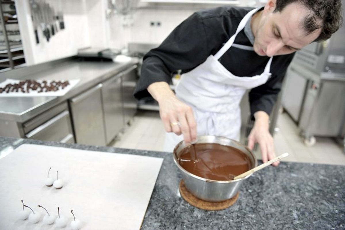 L’art tout en finesse de Grégory Feret, artisan chocolatier - L'Yonne ...