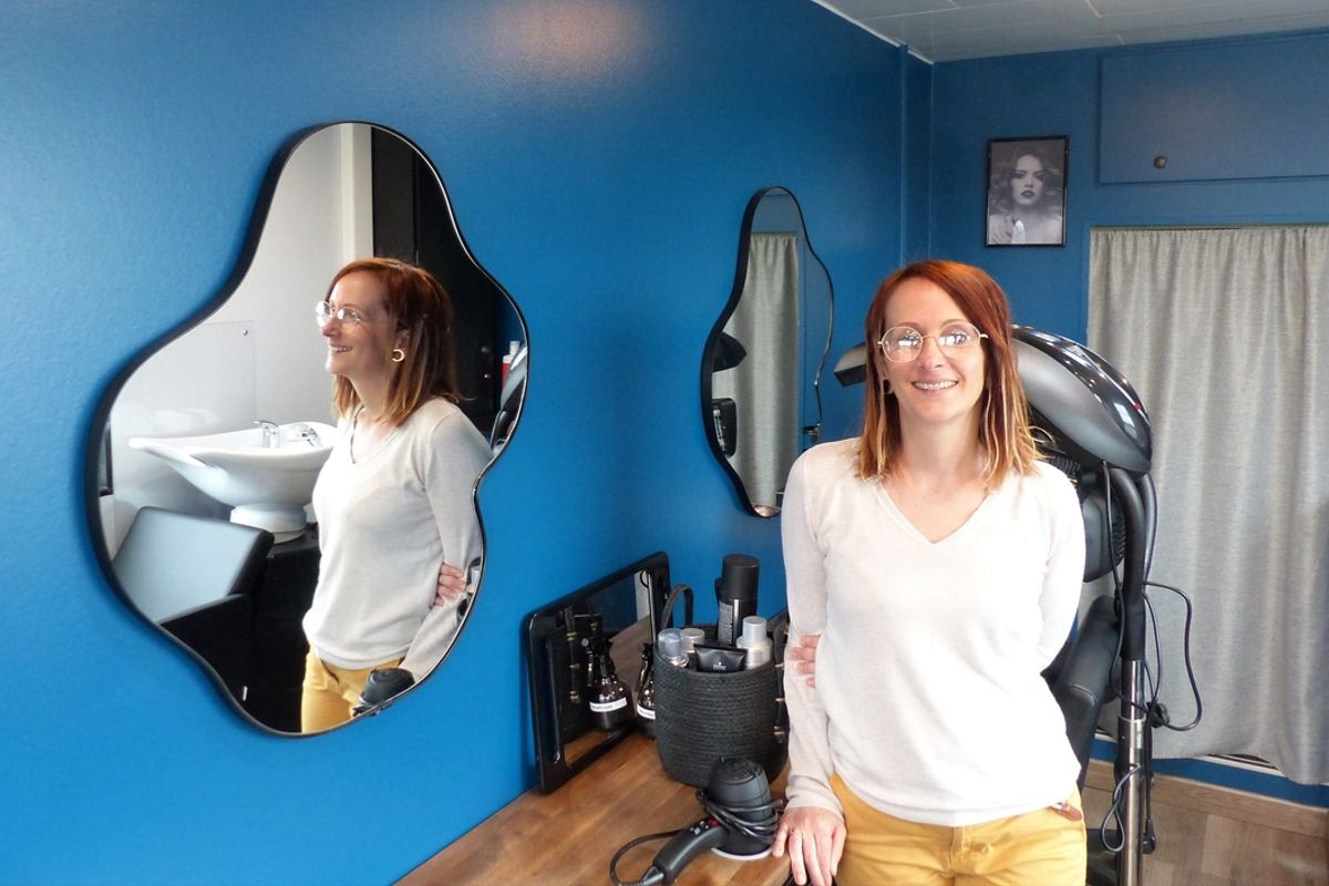 Karen Rousseau sillonne le Sud-Nivernais à bord de son salon de ...