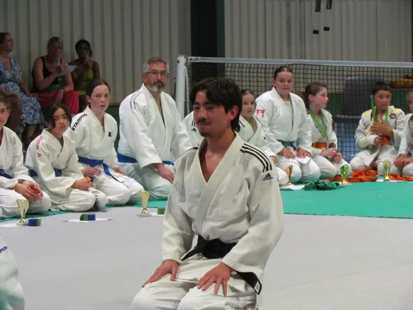 Vendredi en fin d’après-midi, Louis Géneau Mizumoto, ceinture noire au ...