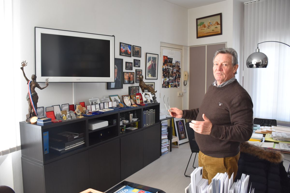 Que deviennent-ils ? Gérard Hamel, ex-maire de Dreux, profite de sa ...