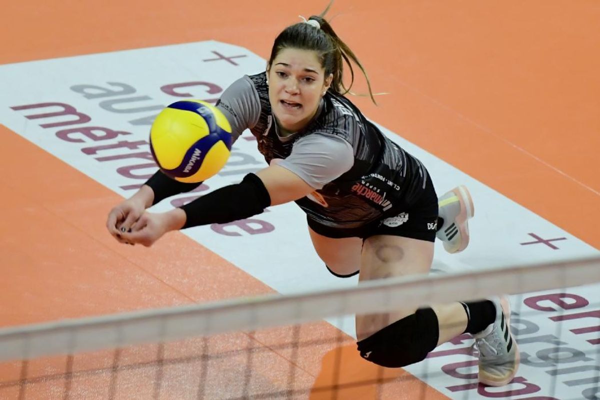 Manon Bernard, joueuse au VBC Chamalières : « Libero, une autre forme ...