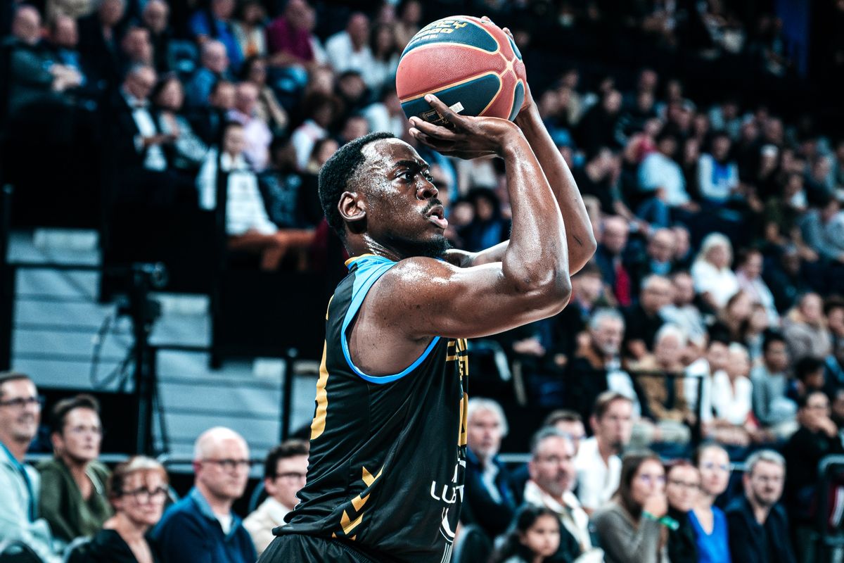 "Orléans, c'était mes années lycée où tout est beau et rose" : Eddy ...