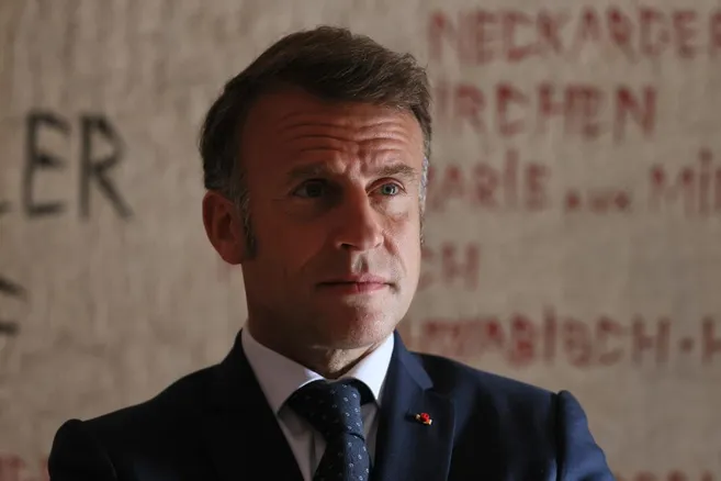 Pourquoi Emmanuel Macron est-il "le premier président qui n’a pas le ...