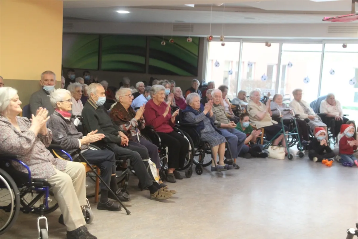 Moment festif à la maison de retraite - L’Écho Républicain